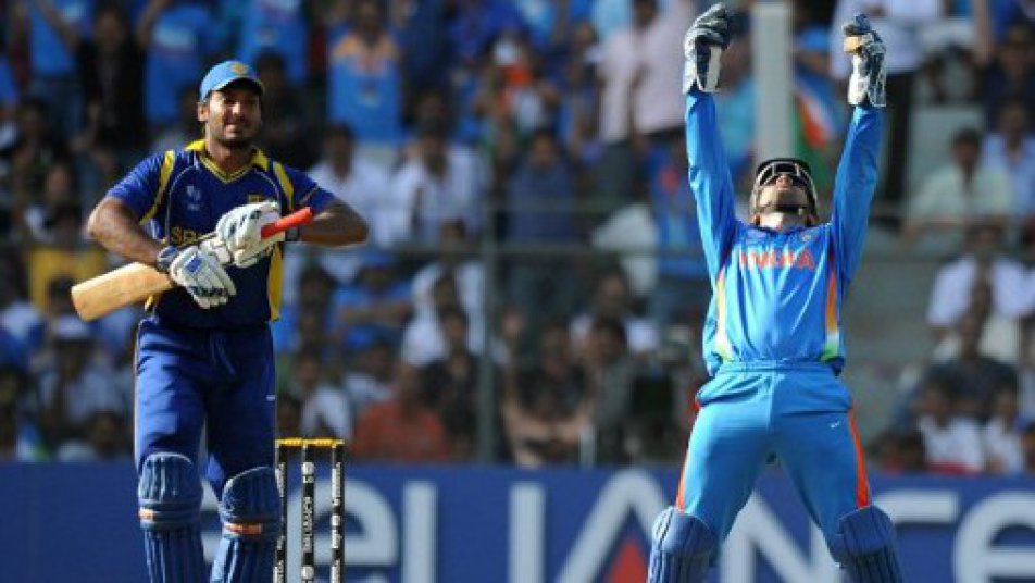 Dhoni eyes sensational record in ODI cricket