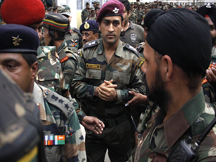 Ms Dhoni To Start Guard Duty In Kashmir As Honorary Lieutenant Colonel ...